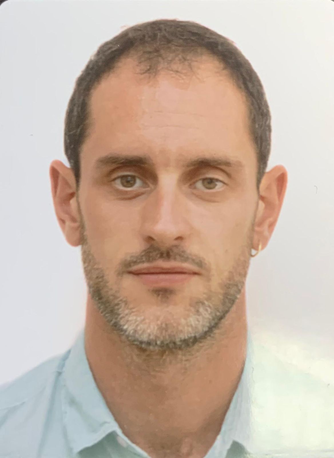 Simon Marks | Pulitzer Center