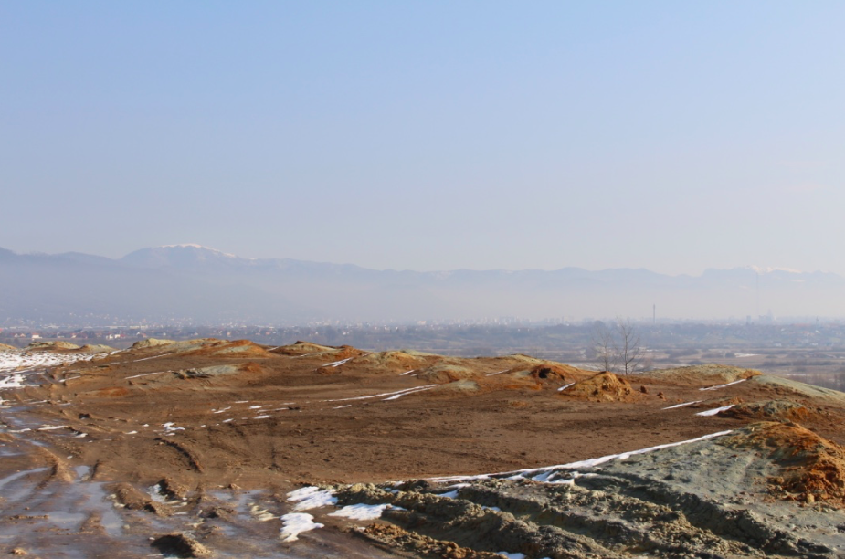 Alexander Clapp | Pulitzer Center