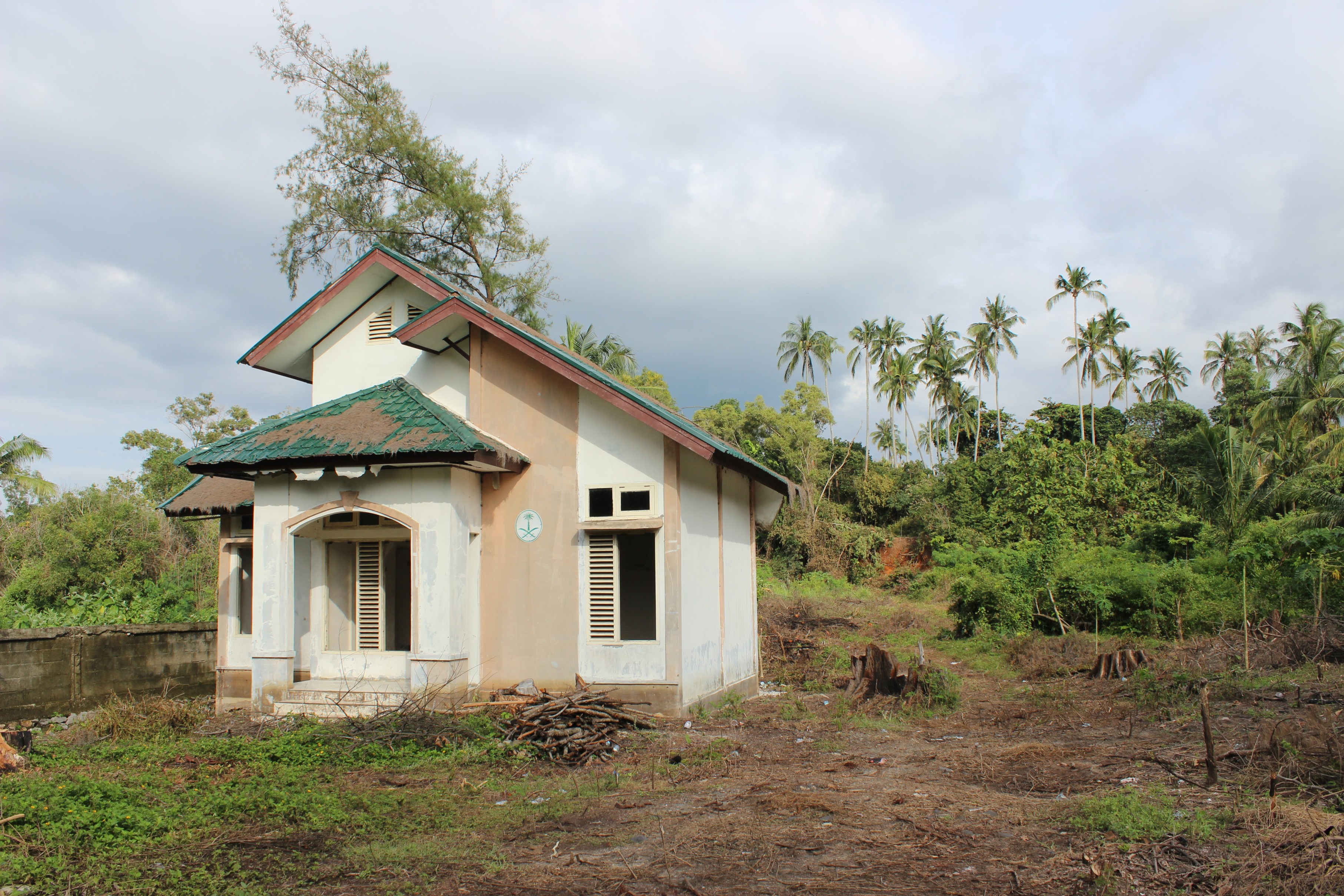 Survivors in Indonesia Grapple With Trauma As They Rebuild Their Lives ...