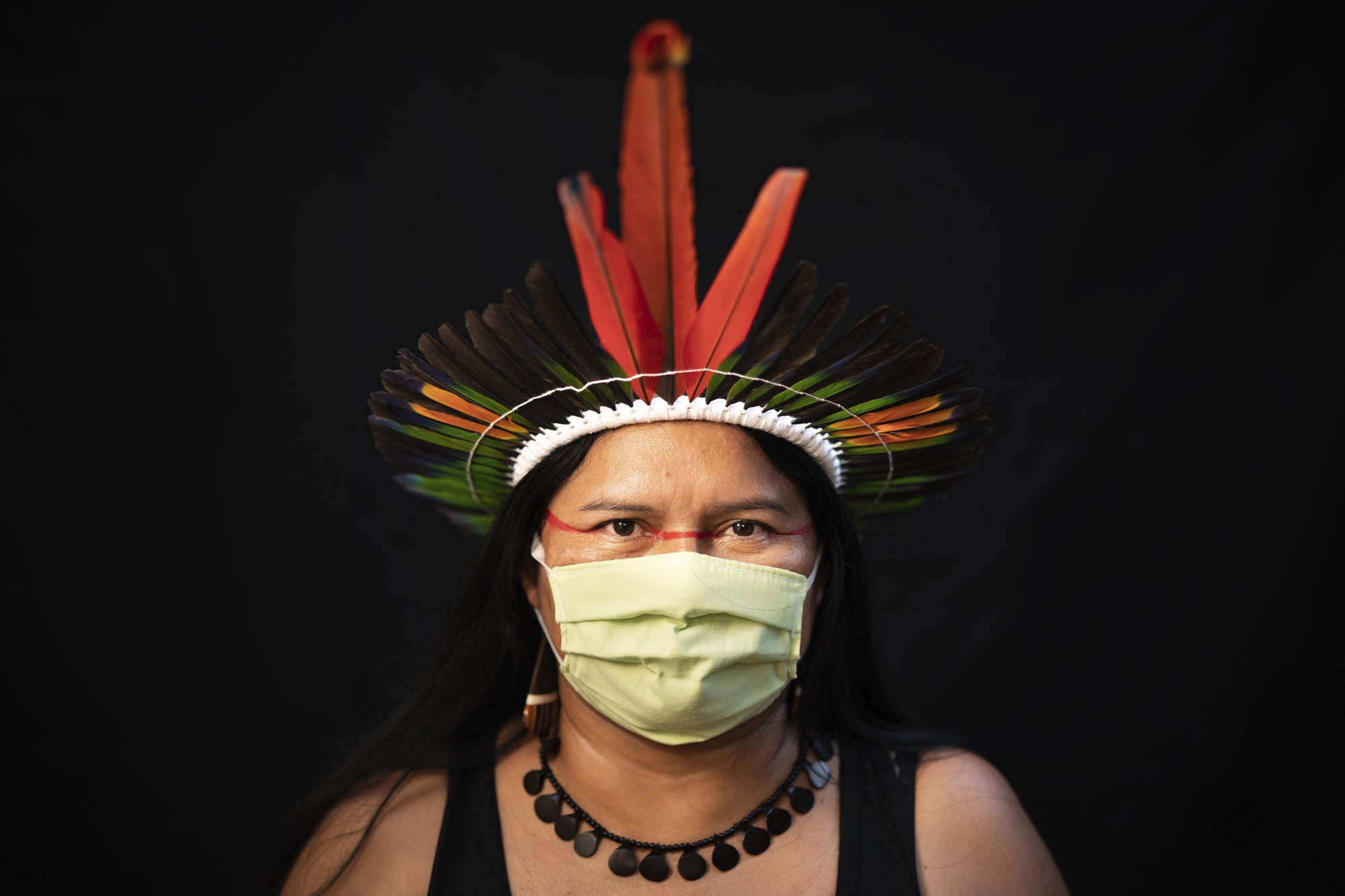 AP Photos: Manaus Indigenous Struggle for Care Amid Pandemic | Pulitzer ...