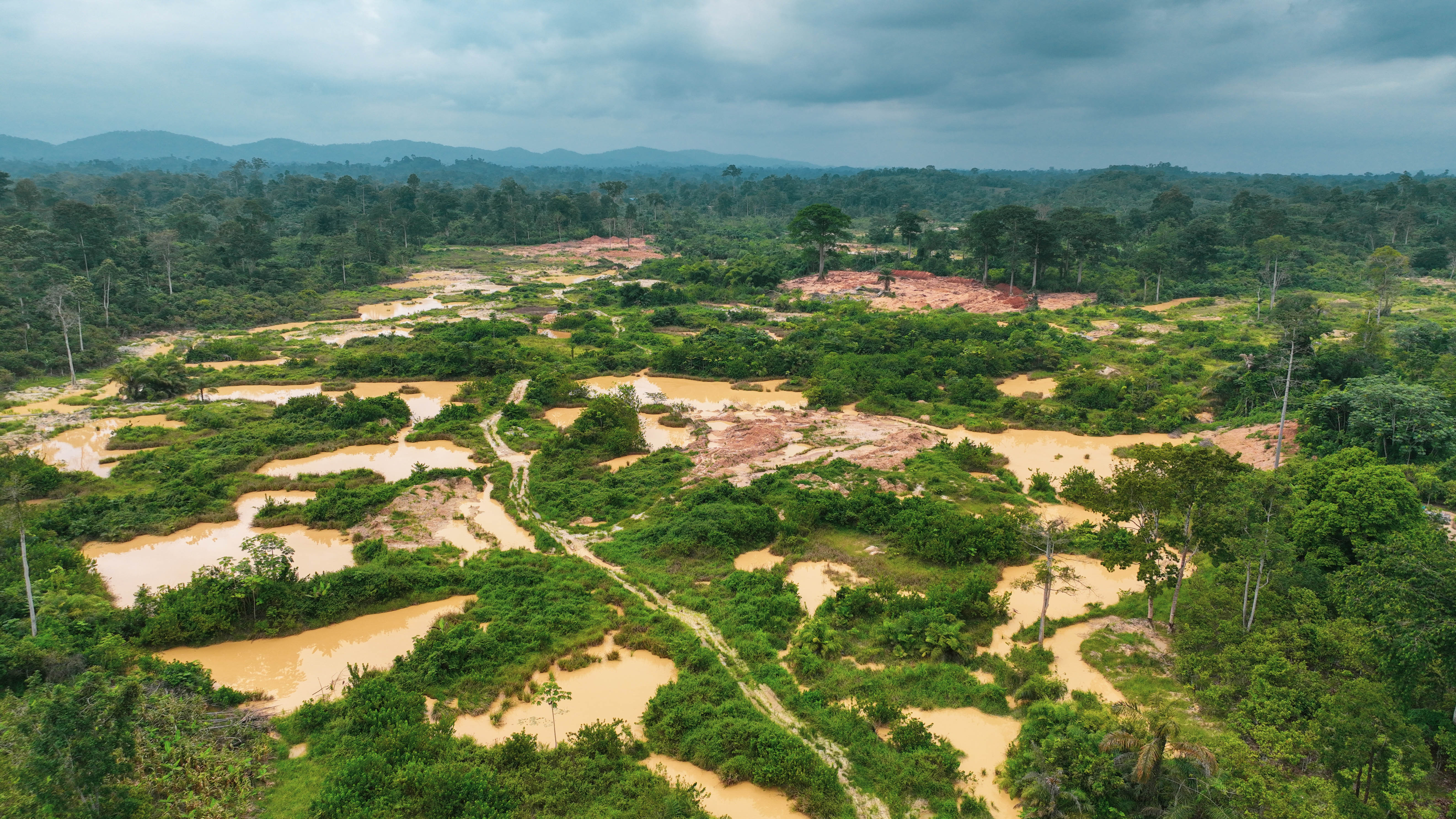 Impacts of Mining Ghanaian Gold | Pulitzer Center