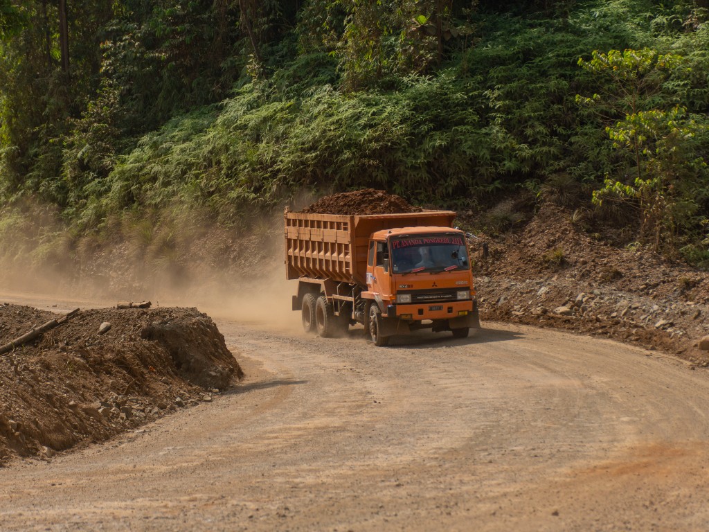 Alur | Pulitzer Center