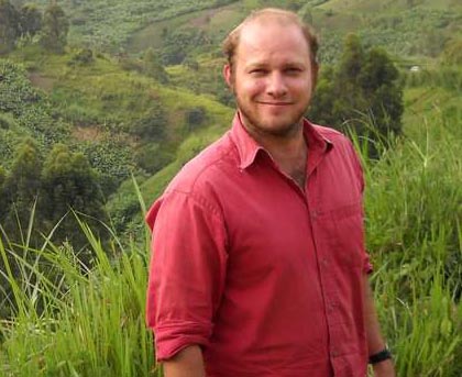 Joe Bavier | Pulitzer Center