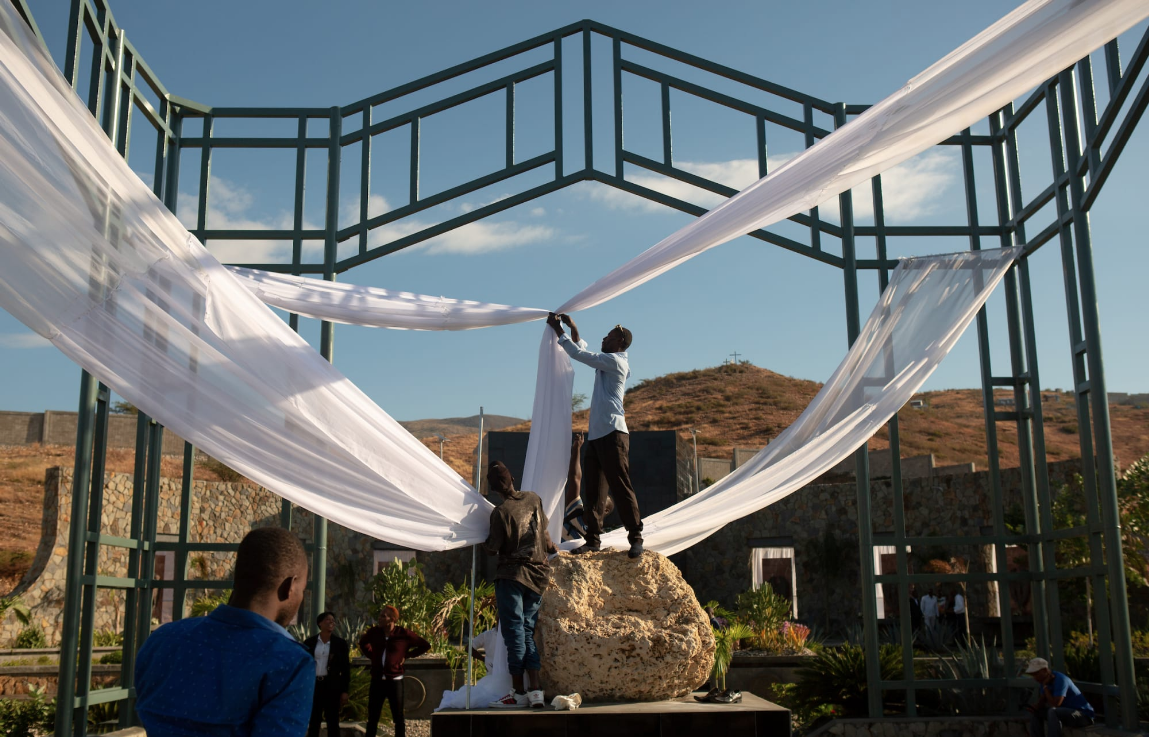 Beside a Vast Graveyard, a New City Rises in Haiti | Pulitzer Center