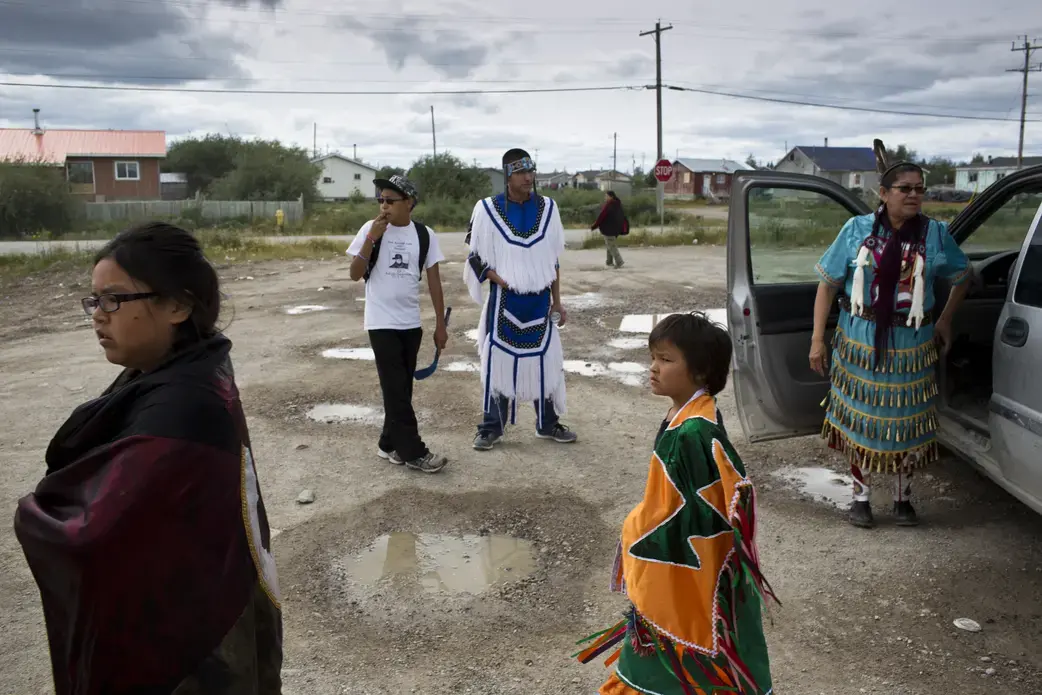 Attawapiskat: Re-examining a Community Through Photos | Pulitzer Center