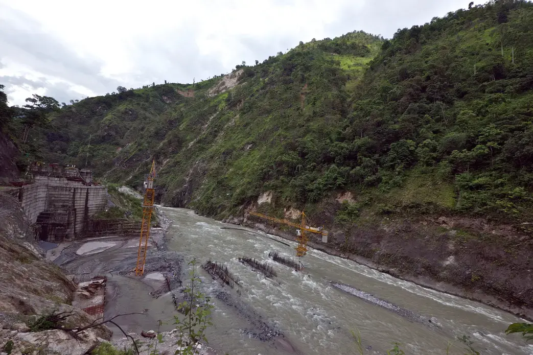 Incomplete Hydroelectric Dams Collect Debris | Pulitzer Center