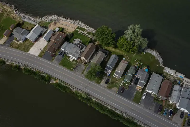 Big Problems for Smallest Great Lake: More Precipitation, Warmer ...