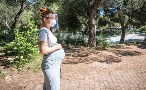 Anna Louie Sussman | Pulitzer Center