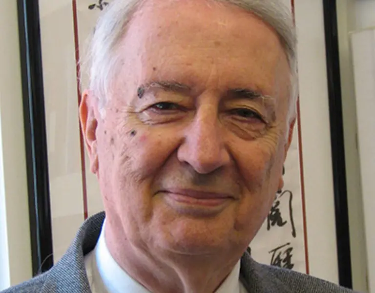 Opinion: With the Passing of Harvard Scholar Roderick MacFarquhar, Is ...