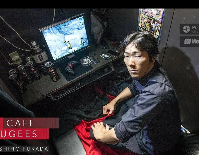 World Press Photo Multimedia Prize for 'Net Cafe Refugees' from 'Japan ...