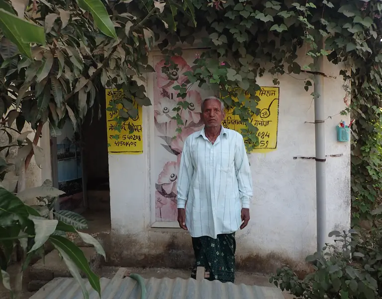 India: Toiling for a Toilet | Pulitzer Center