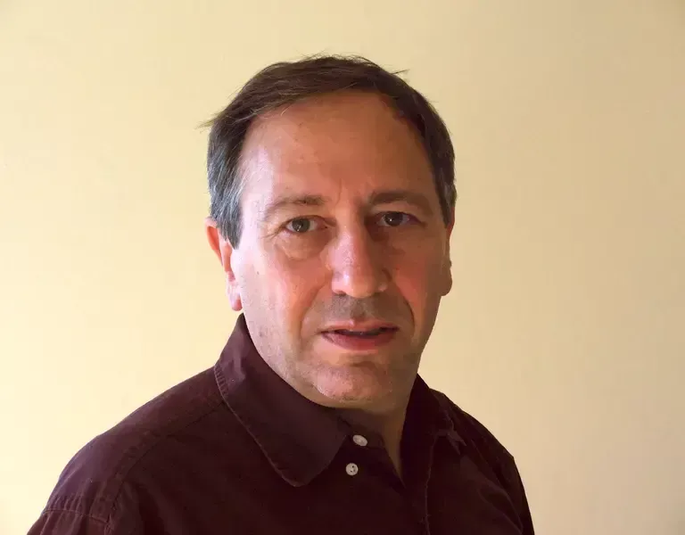 Daniel Grossman | Pulitzer Center