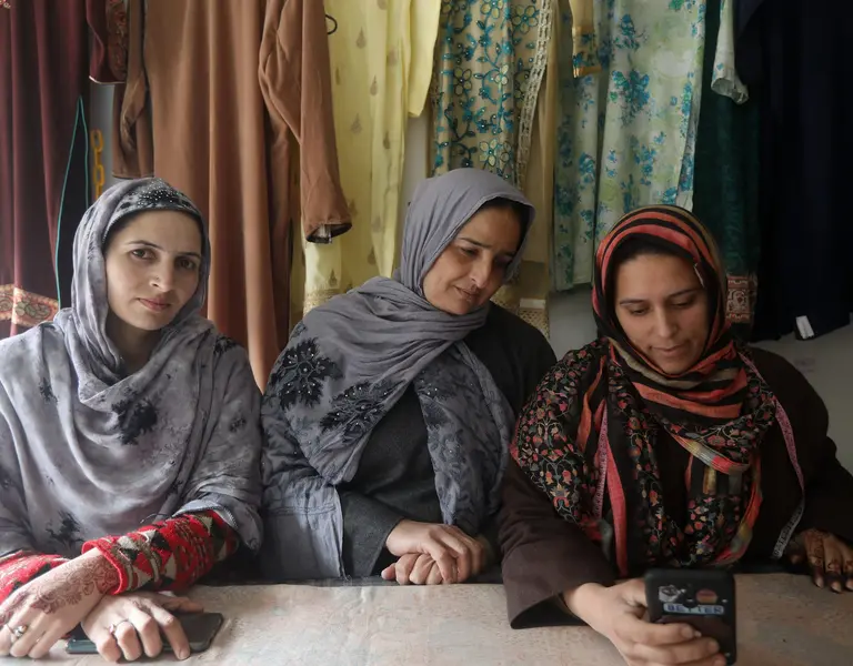 Women With No Country | Pulitzer Center