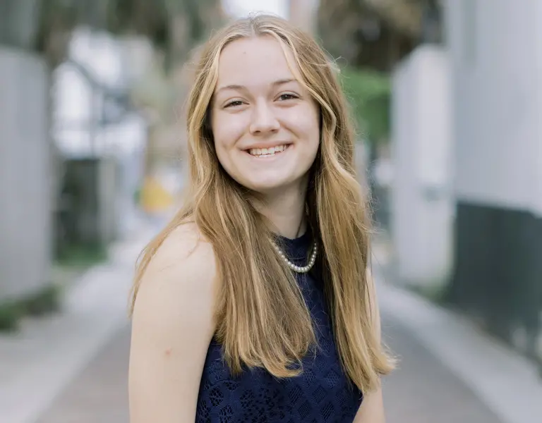 Lilly Dietz | Pulitzer Center