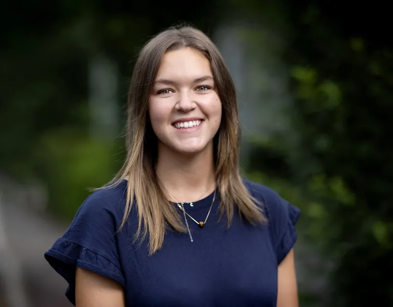 Claire Kelly | Pulitzer Center