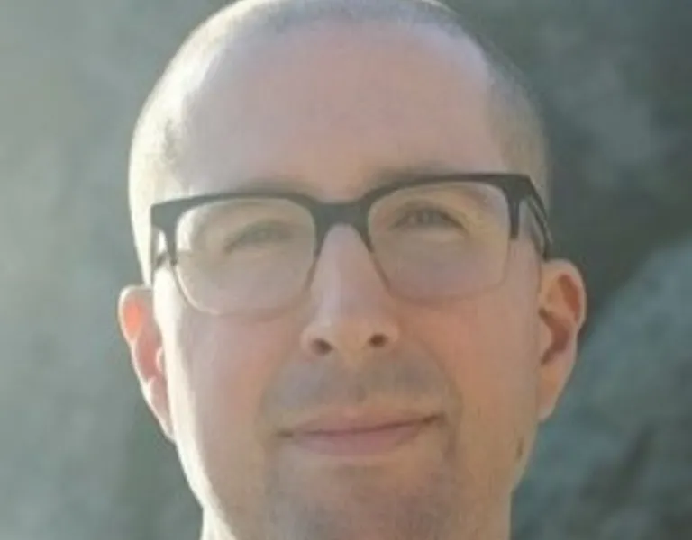 Matt Simon | Pulitzer Center