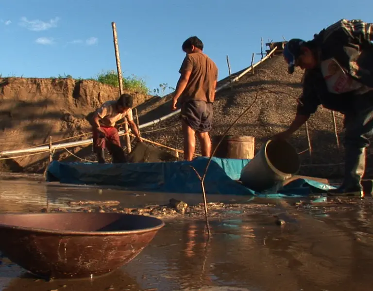 Peru's Gold Rush: Wealth and Woes | Pulitzer Center