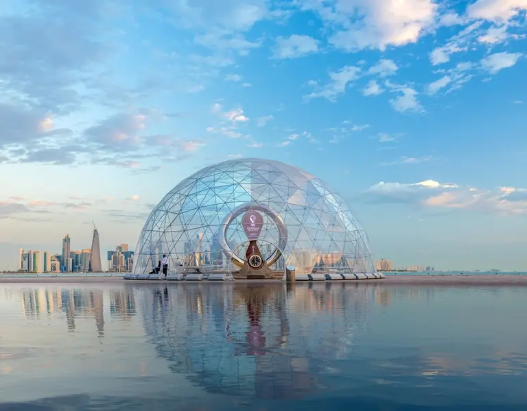 How Qatar's New Cool-Tech Gear Helps Workers in Extreme Heat | Pulitzer ...