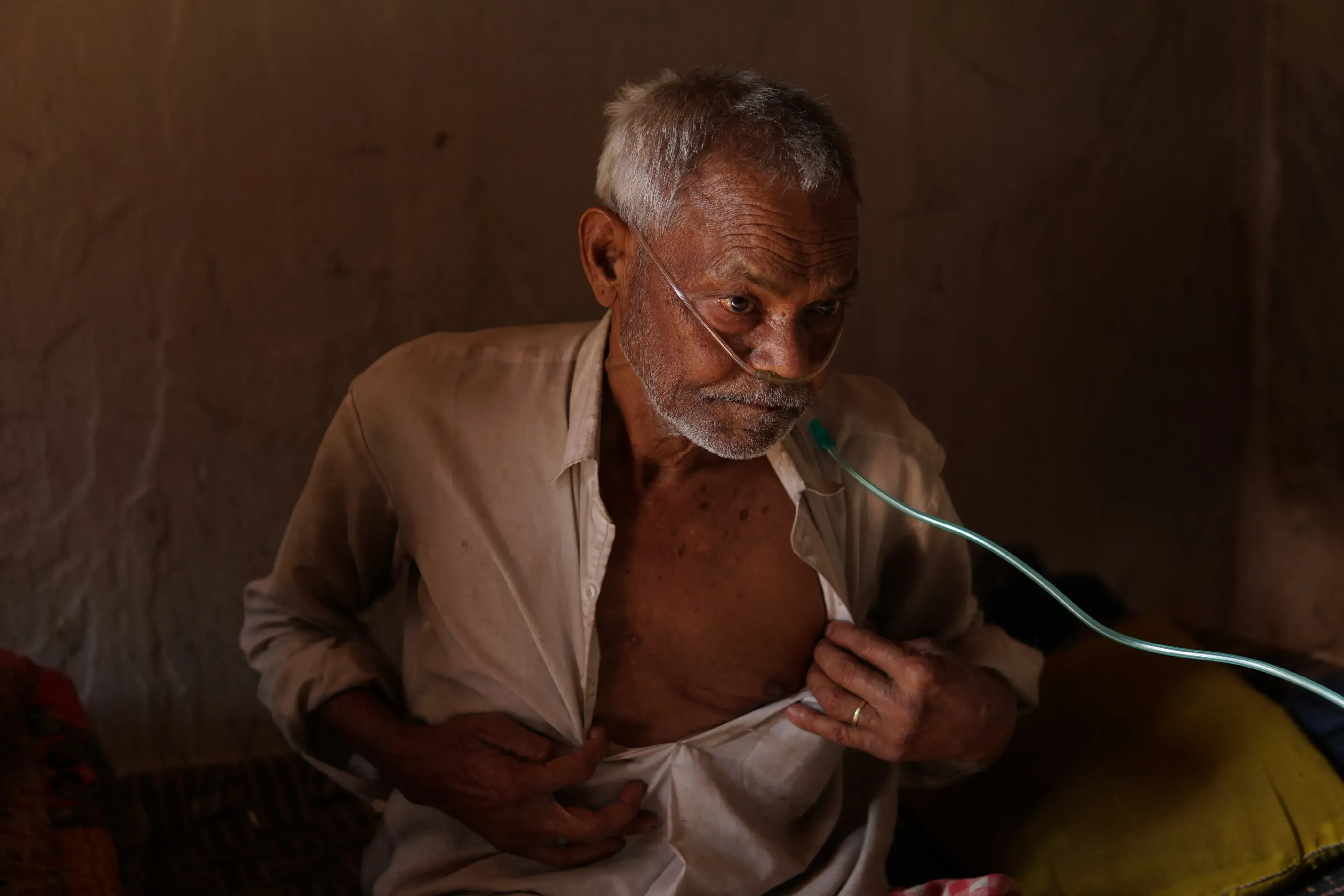 Choking to Death: Silica Dust from India’s Industries Is Killing Its ...