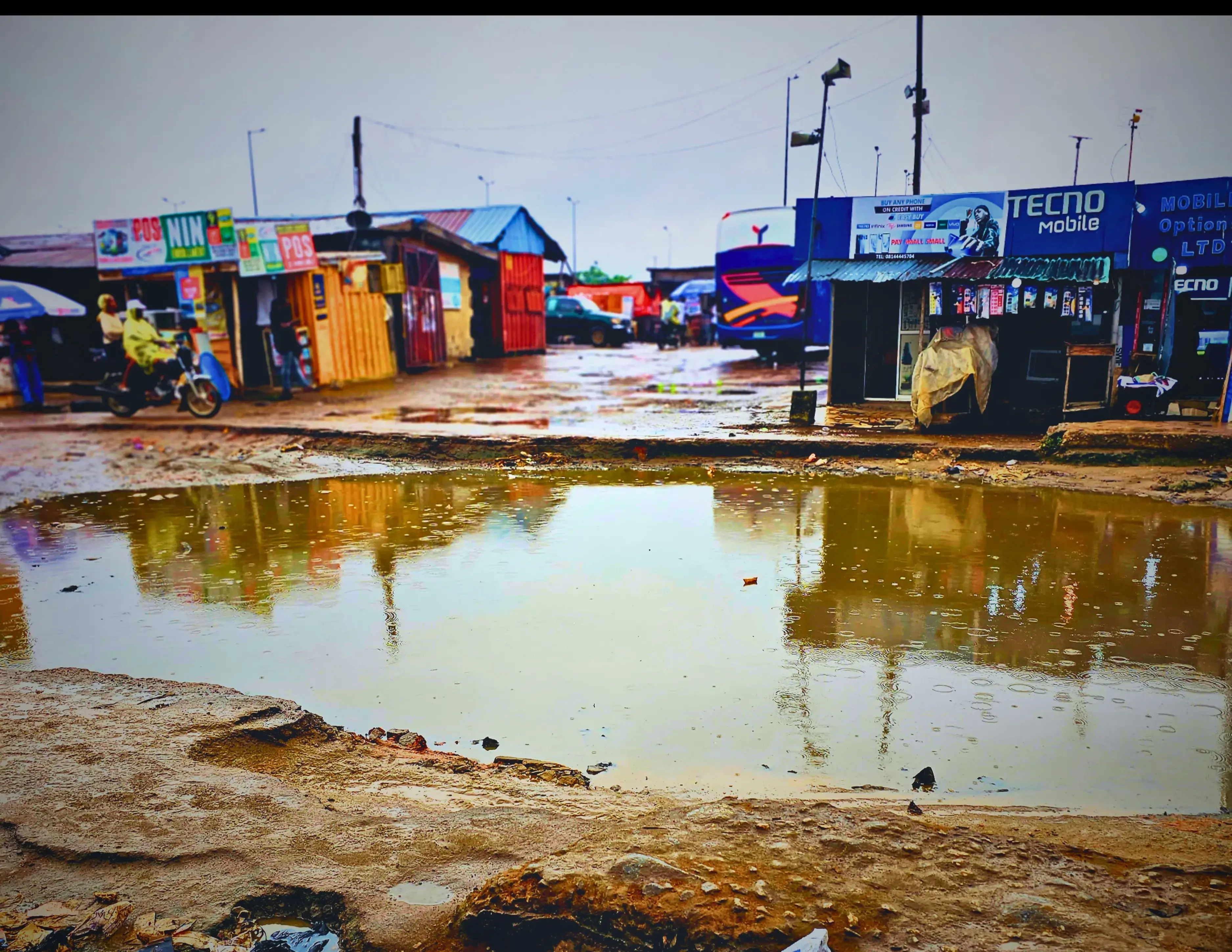 Poor Drainage System Causes Post-Rain Flooding in Lagos | Pulitzer Center