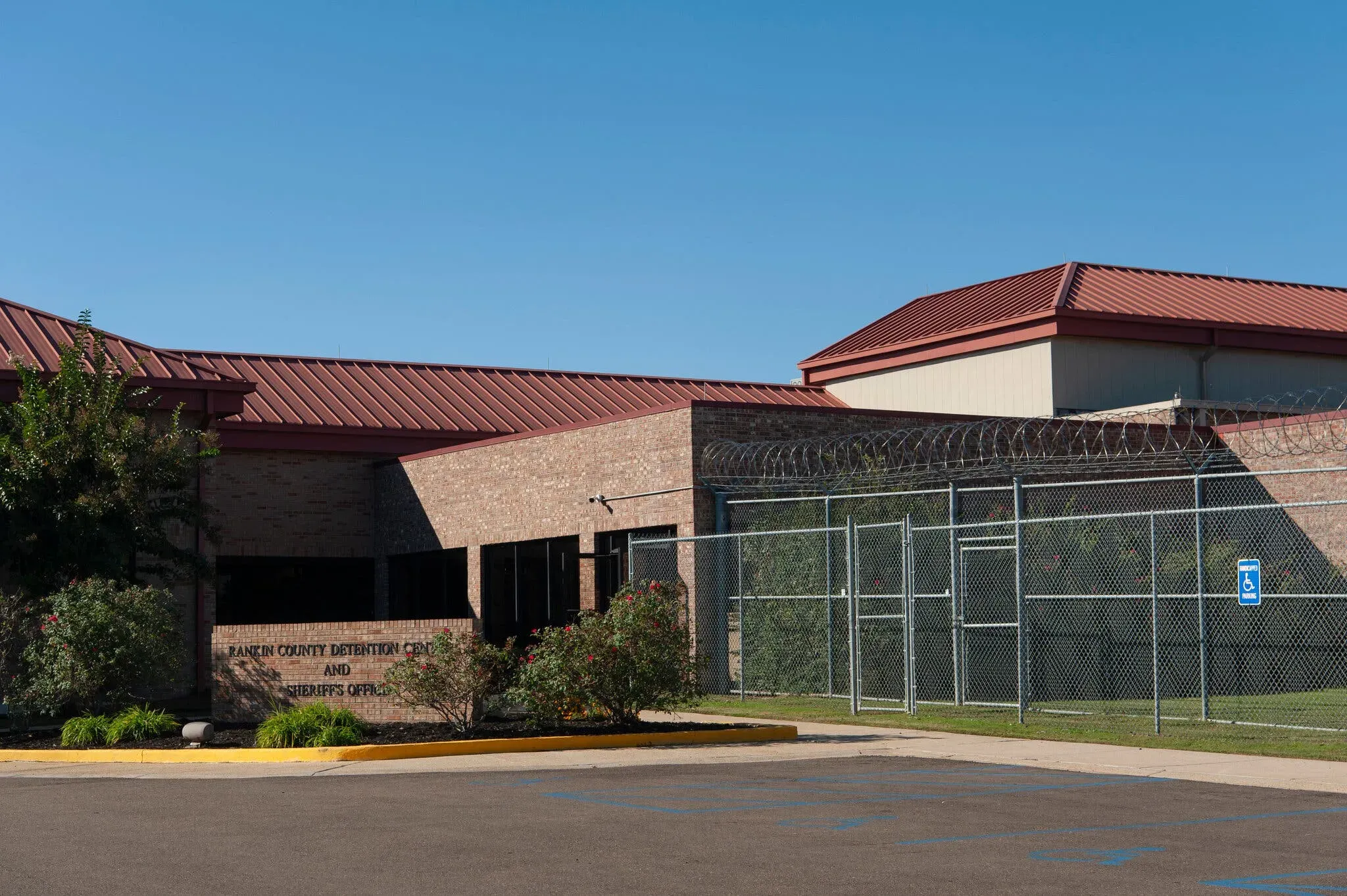 Death at a Mississippi Jail: Brutal Beating or a Fall From Bed ...