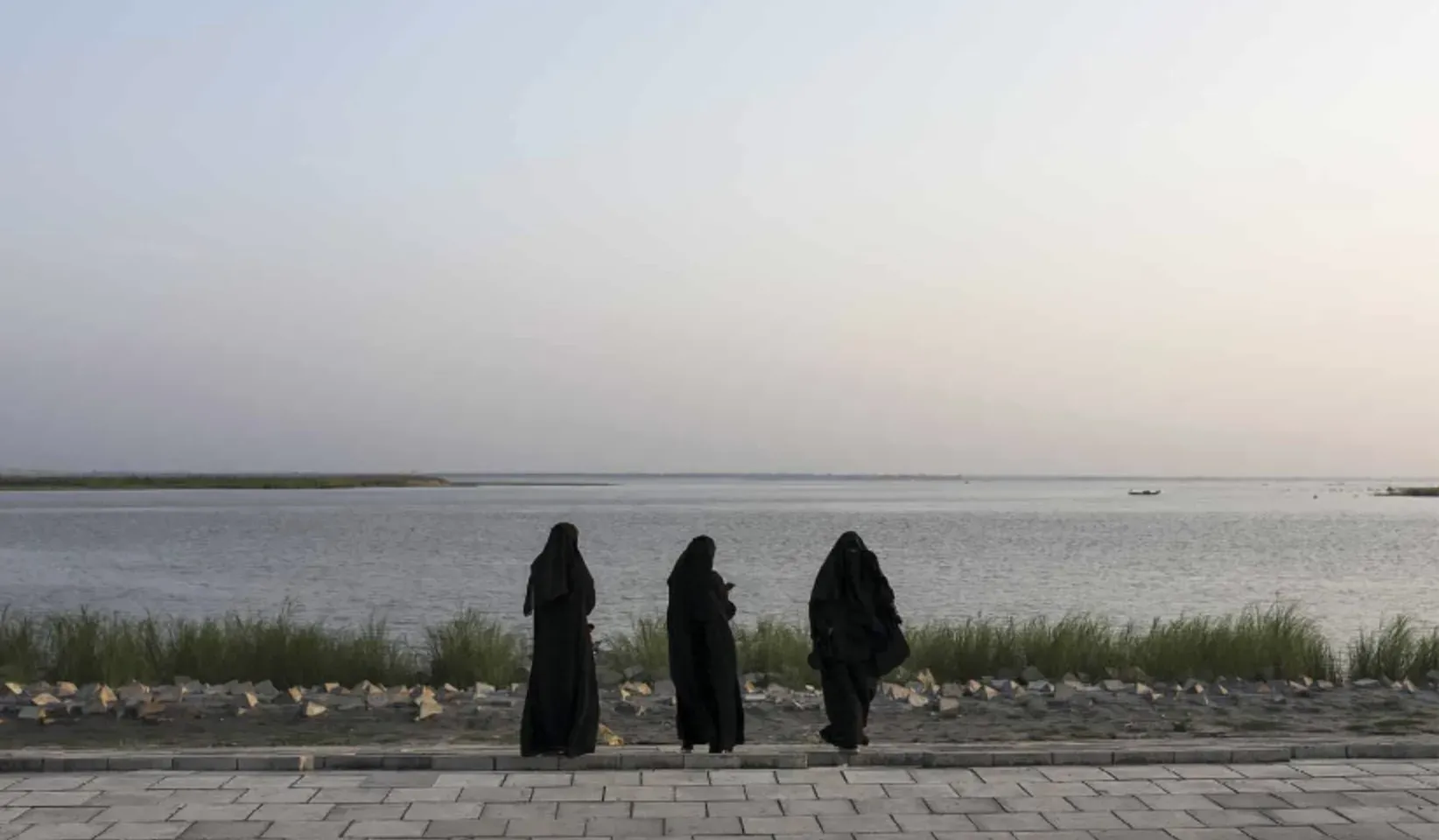 Women Left Behind by Bangladeshi Migrant Workers Find Freedom, Safety ...