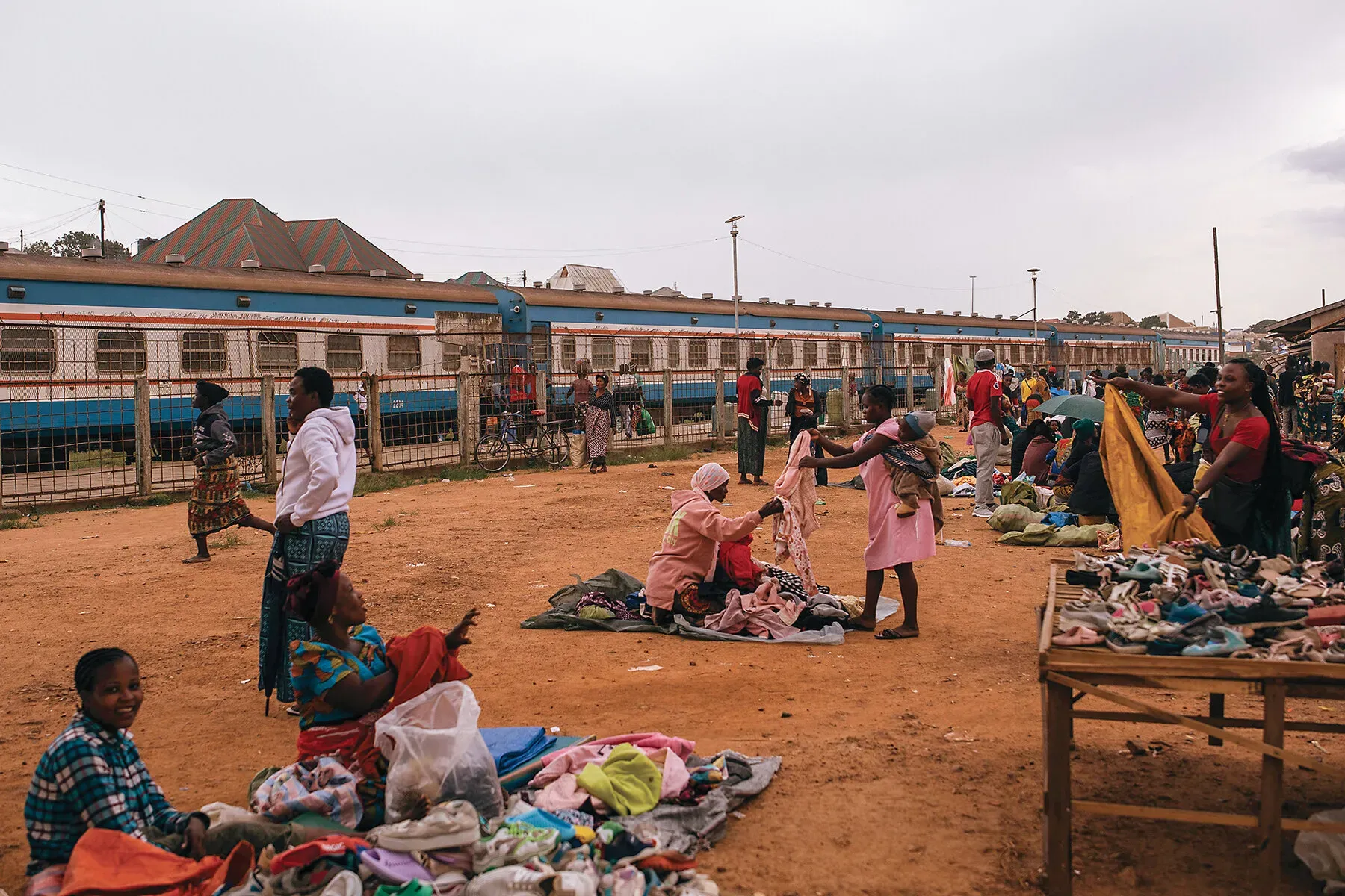 Photos: The Tanzania-Zambia Railway Is an Endurance Test for Travelers ...