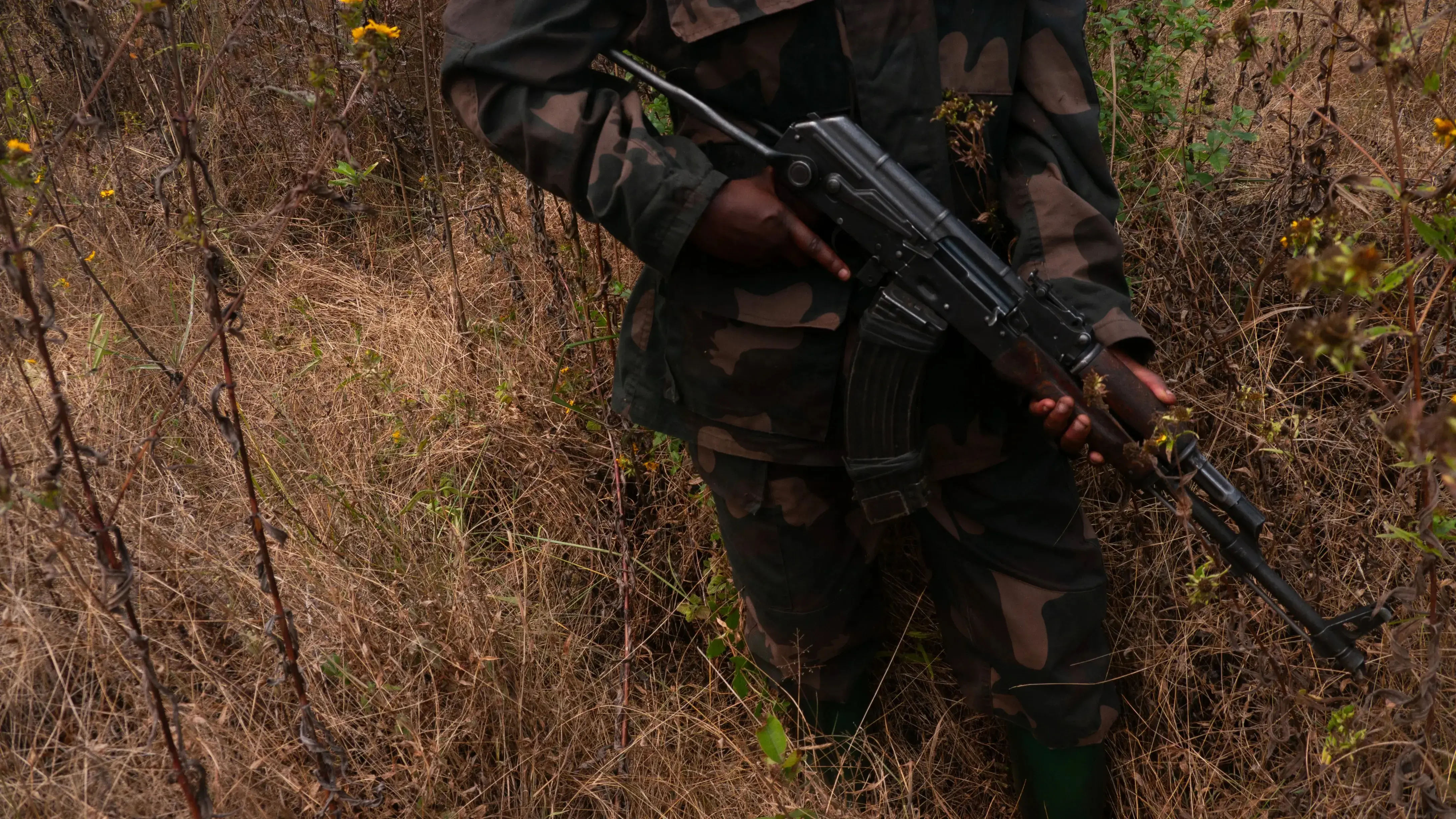 ‘We Are All on the Front Line’: DR Congo’s Young Women Rebels Take on M23 | Pulitzer Center