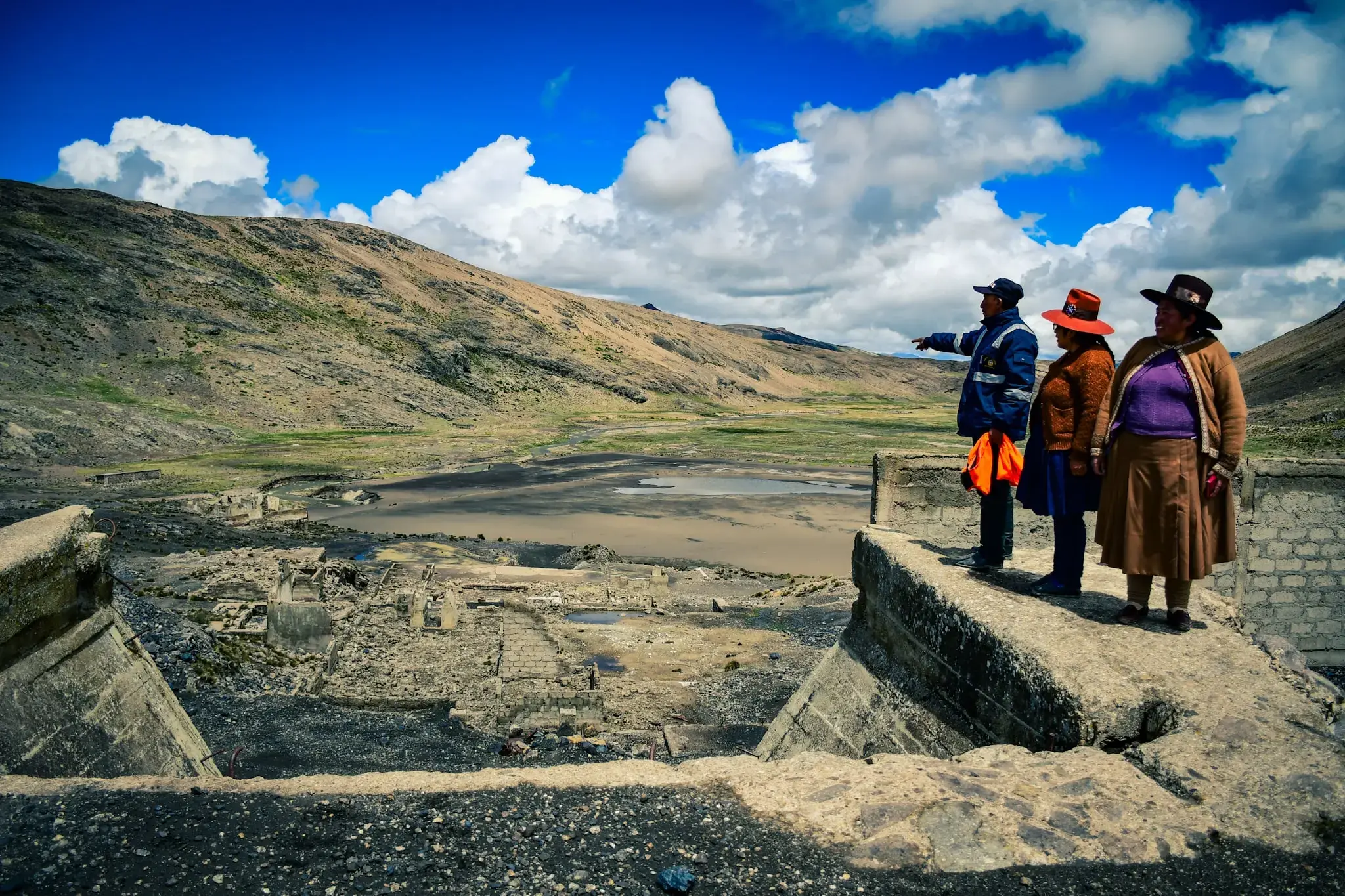 Mining Wastes Contaminating Rivers in Cusco (Spanish) | Pulitzer Center
