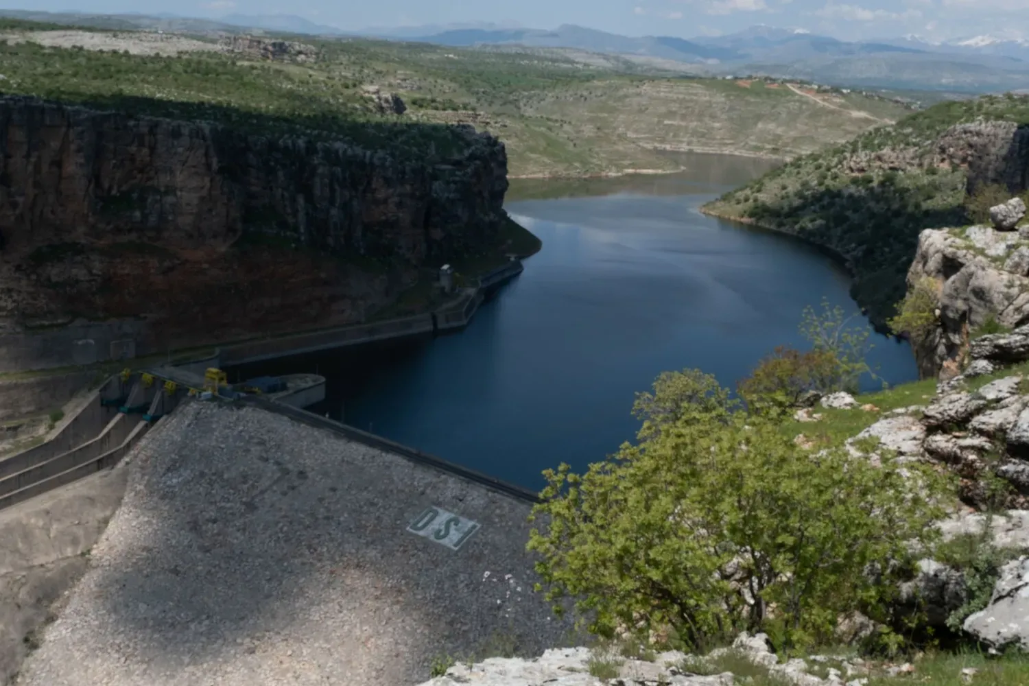 A Kurdish Photographer Records the Brutal Transformation of the Rivers ...
