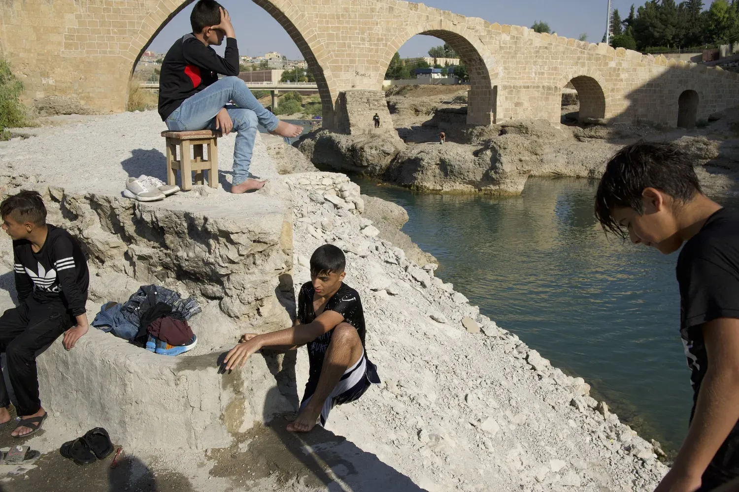 A Kurdish Photographer Records the Brutal Transformation of the Rivers ...