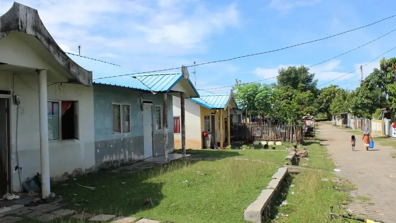 Survivors in Indonesia Grapple With Trauma As They Rebuild Their Lives ...